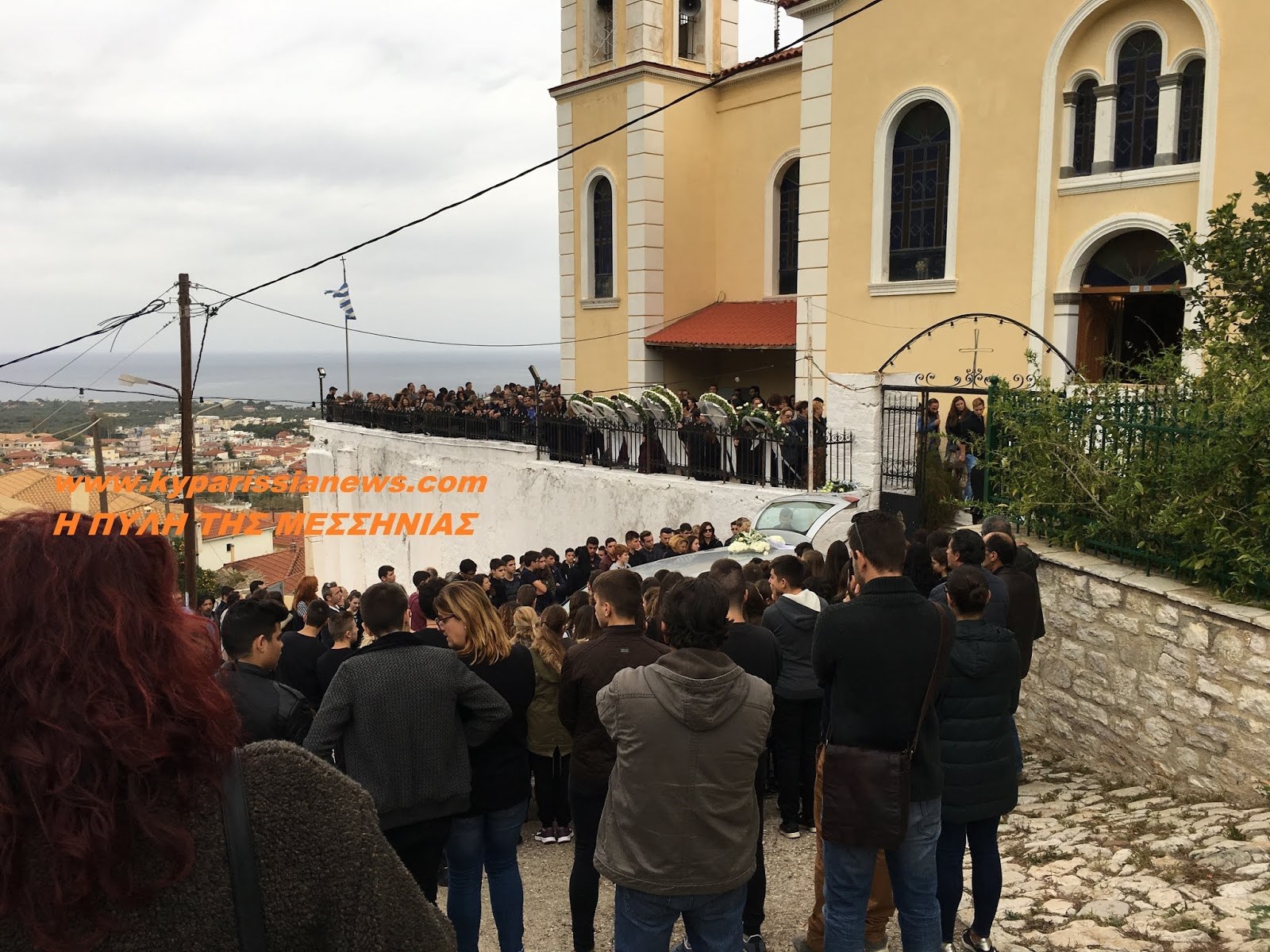 Θλίψη στην κηδεία του 15χρονου που σκοτώθηκε σε τροχαίο στην Κυπαρισσία