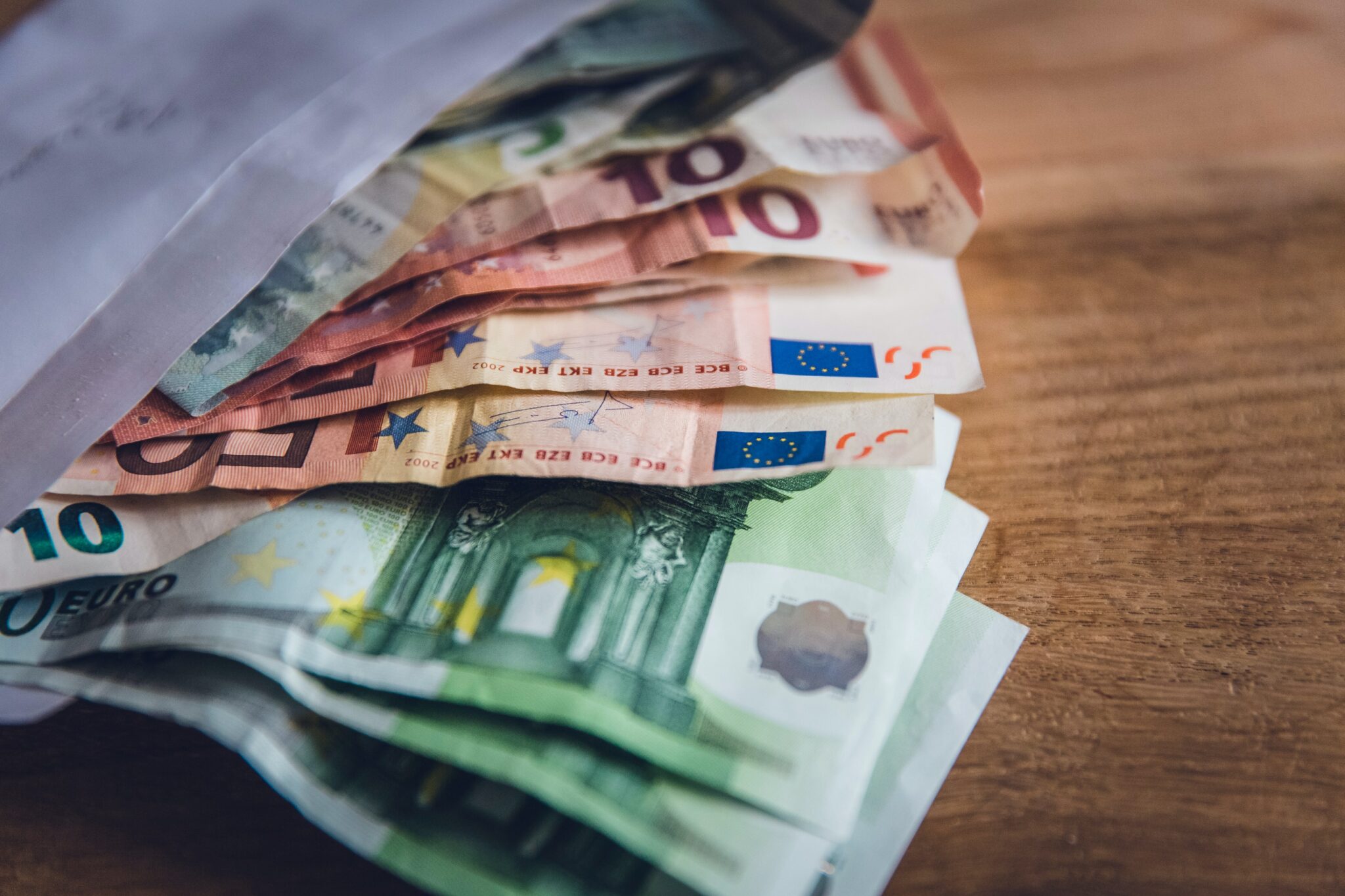 Στεγαστικό επίδομα για σπουδαστές ΙΕΚ: Πώς θα εισπράξετε το χιλιάρικο ...