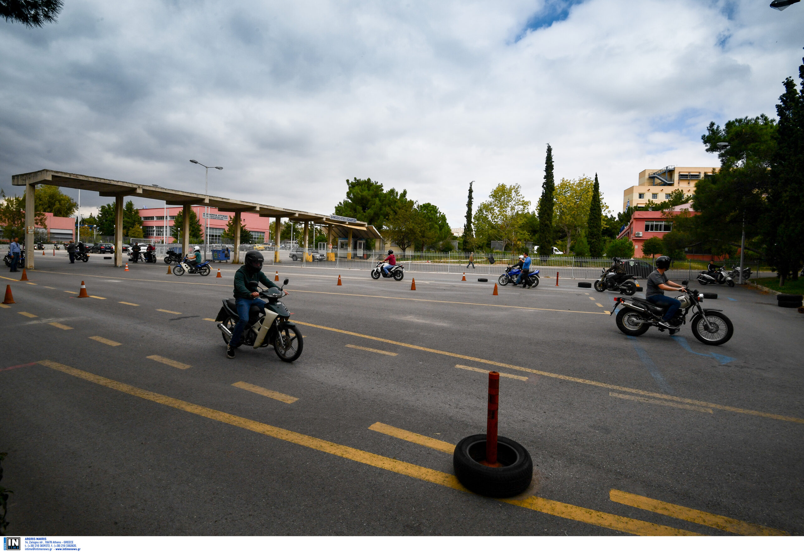 Δίπλωμα οδήγησης: Πάνω από 90.000 προσωρινές άδειες μέσω της ψηφιακής ...