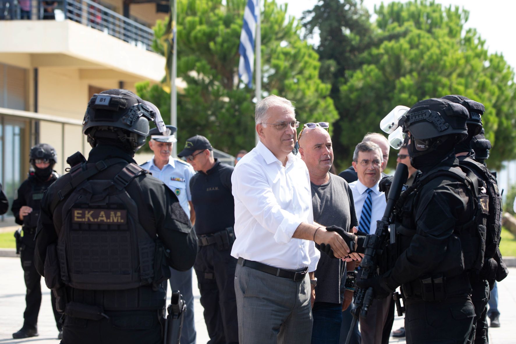 Τάκης Θεοδωρικάκος: «Καθοριστική η προσφορά του Ιδρύματος Σταύρος ...