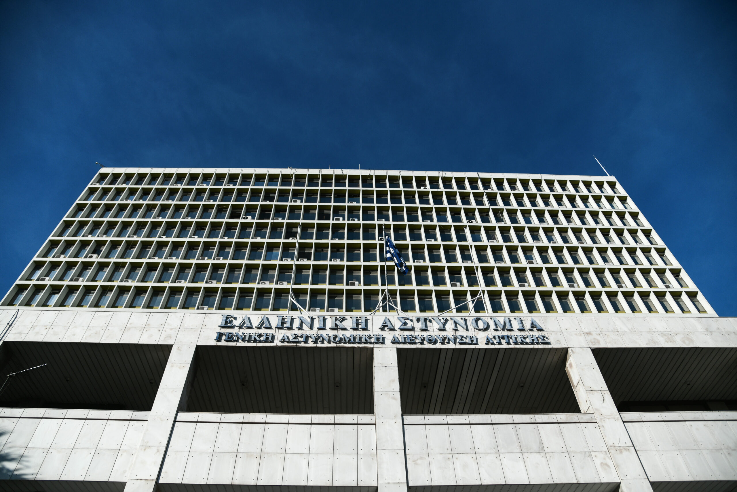 Κολωνός: Ταυτοποιήθηκε 39χρονος που συνομιλούσε με την 12χρονη – Πήγε ...