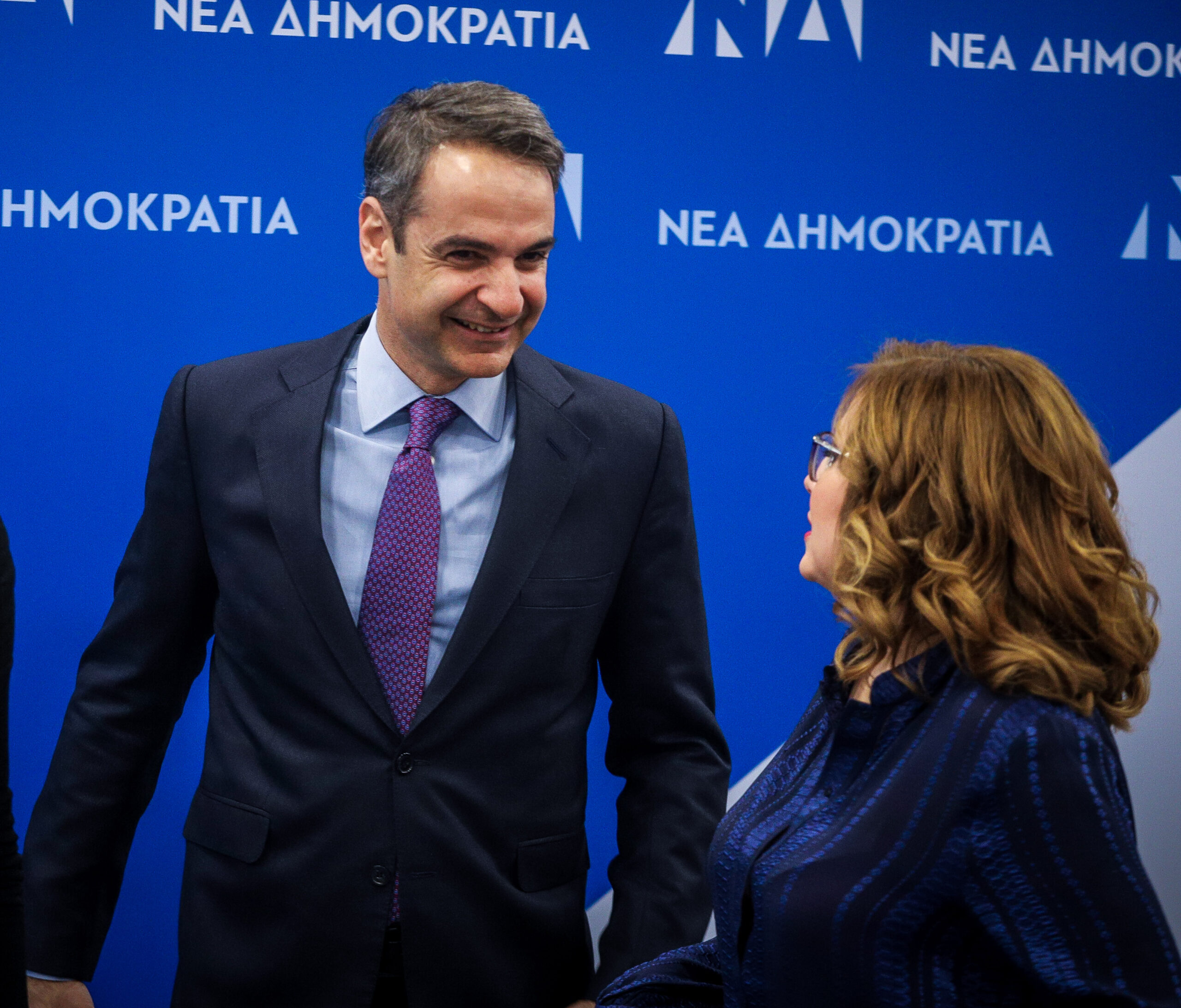 ΝΔ: Αναστέλλεται η κομματική ιδιότητα της Σπυράκη με απόφαση Μητσοτάκη ...