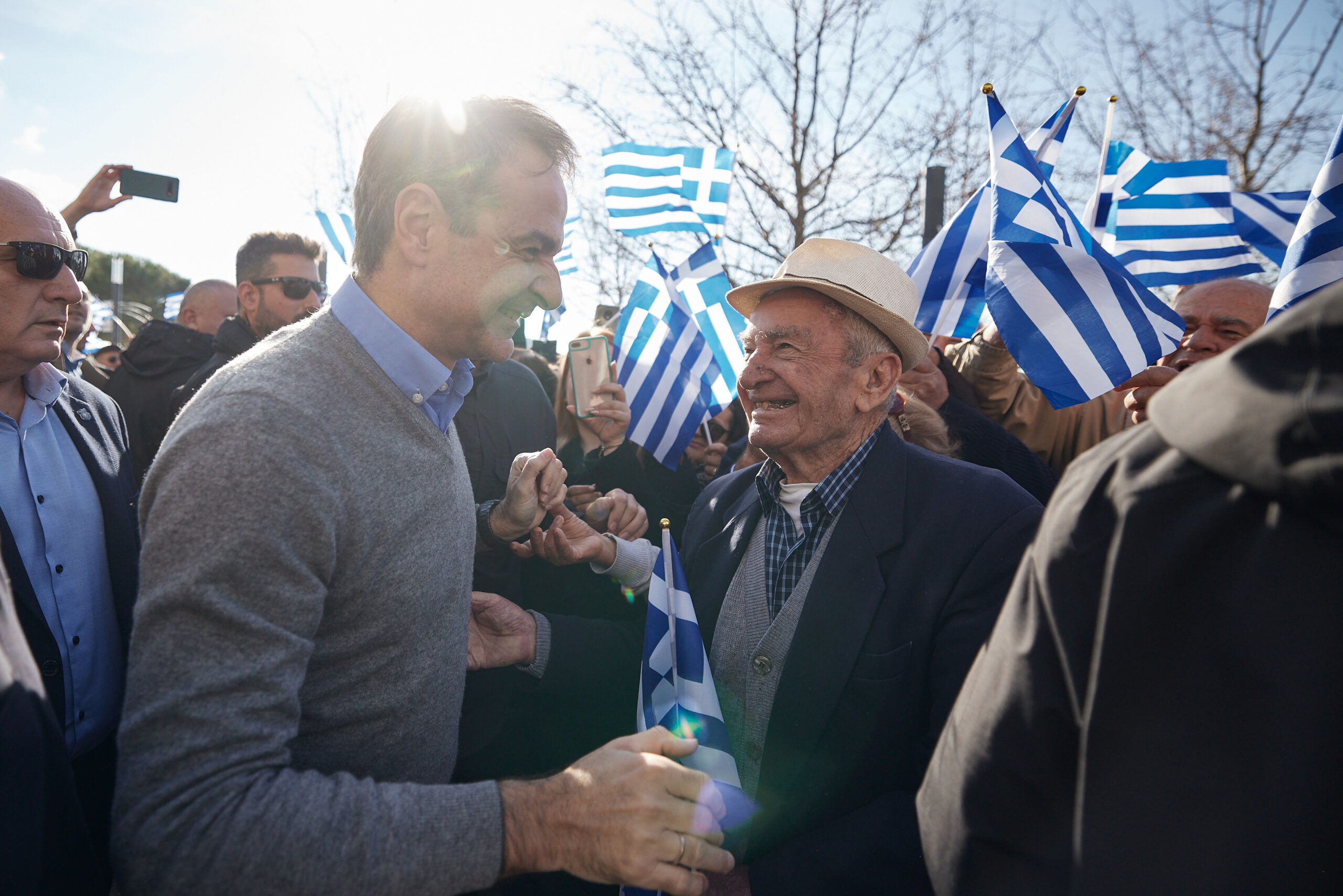 Επίθεση φιλίας Μητσοτάκη στα δεξιά εκλογικά ακροατήρια – Θα είναι ...