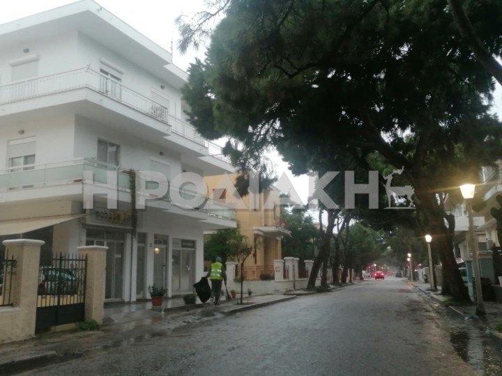 Στο έλεος των μποφόρ και της κακοκαιρίας η Ρόδος – Ακυρώθηκαν ...