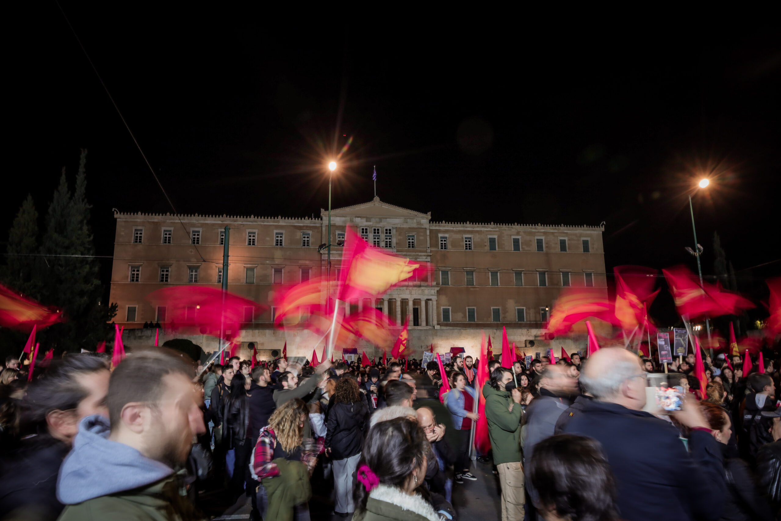 Τραγωδία στα Τέμπη: Μεγάλη συγκέντρωση διαμαρτυρίας στο Σύνταγμα το ...