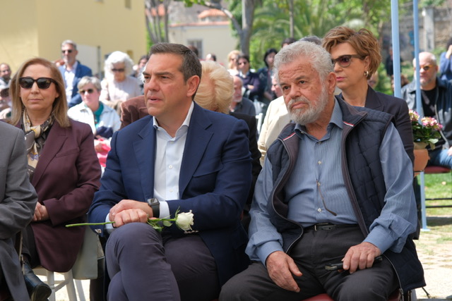 Αλέξης Τσίπρας: Ο επικήδειος χαιρετισμός, στην πολιτική κηδεία της ...