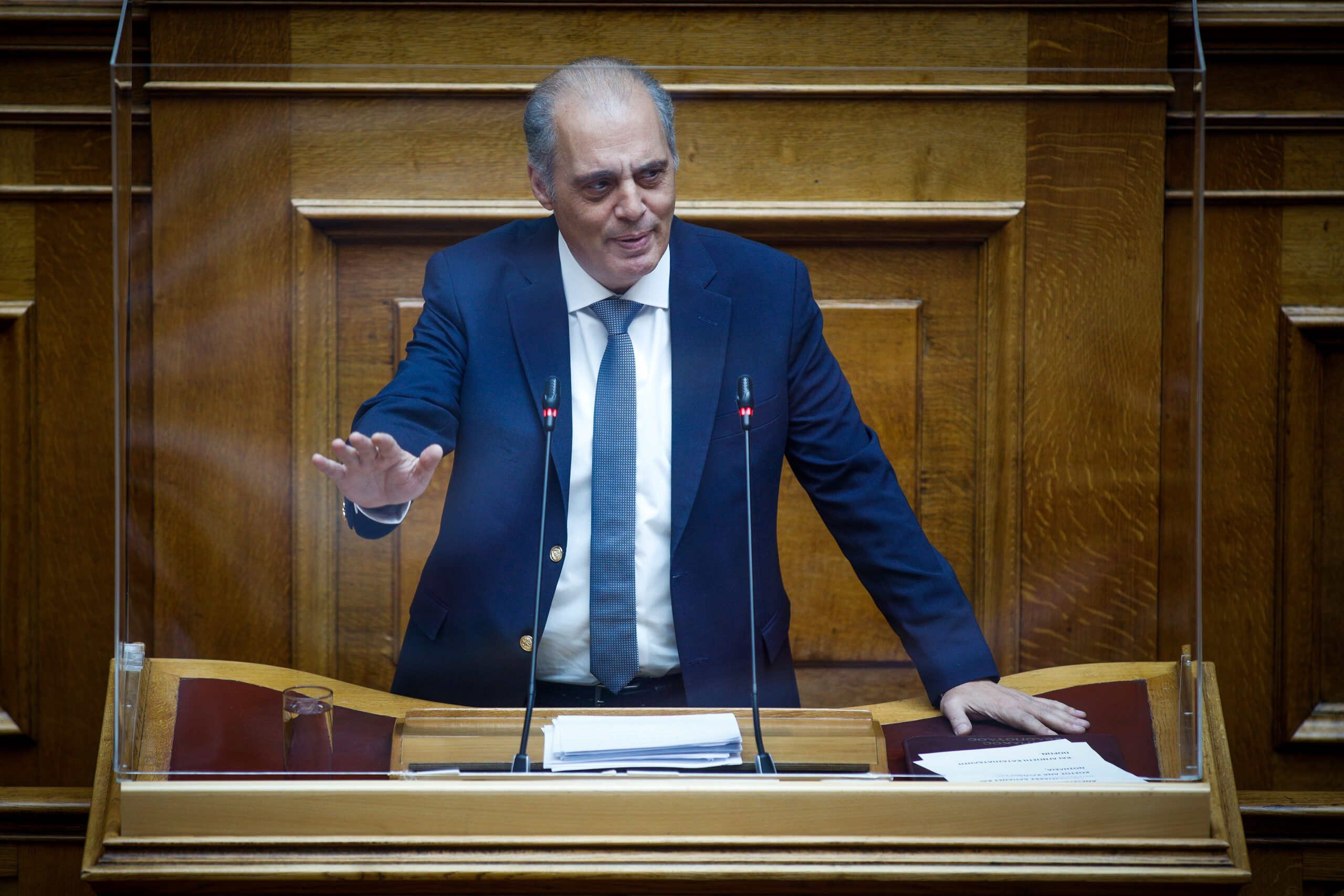 Εκλογές 2023: Θεωρίες συνωμοσίας με «αποστασίες» – Βαρουφικά σχέδια για ...
