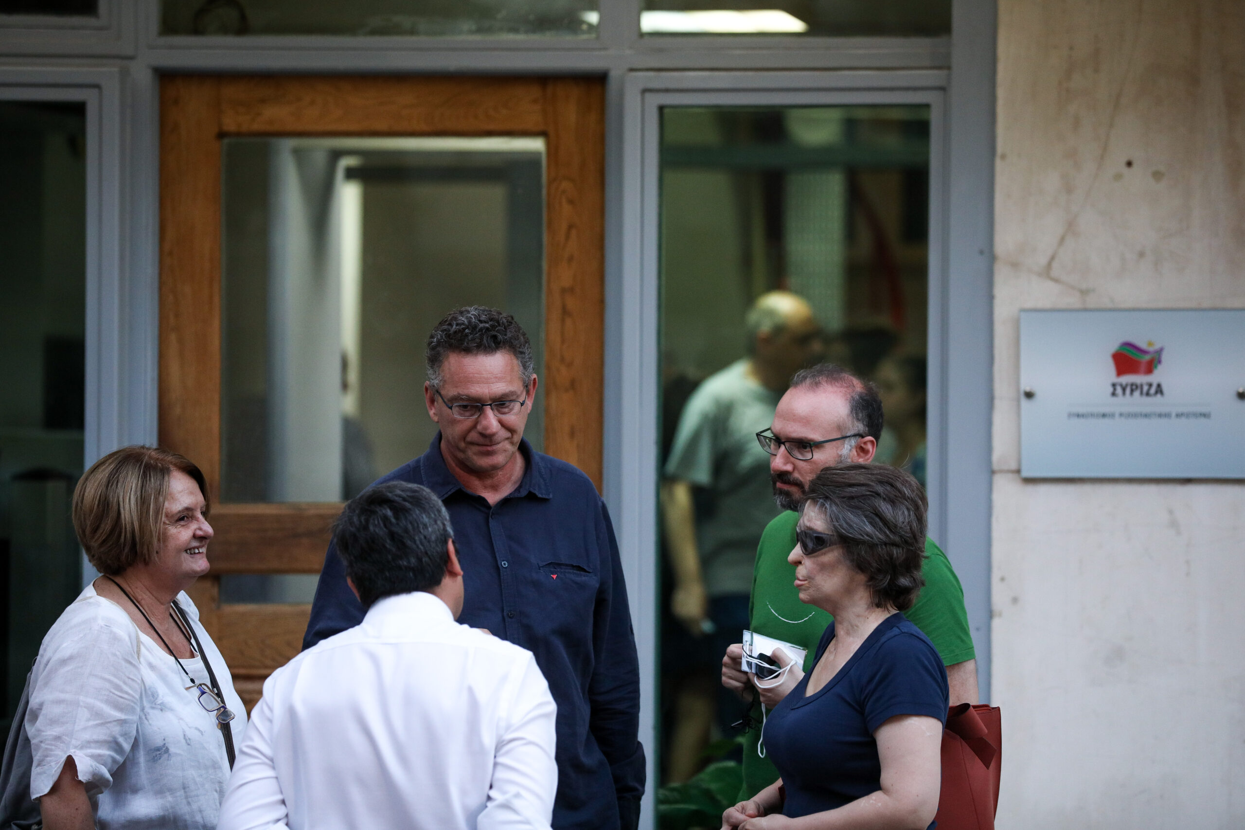 ΣΥΡΙΖΑ: Ας περιμένουμε τα πρώτα πραγματικά αποτελέσματα