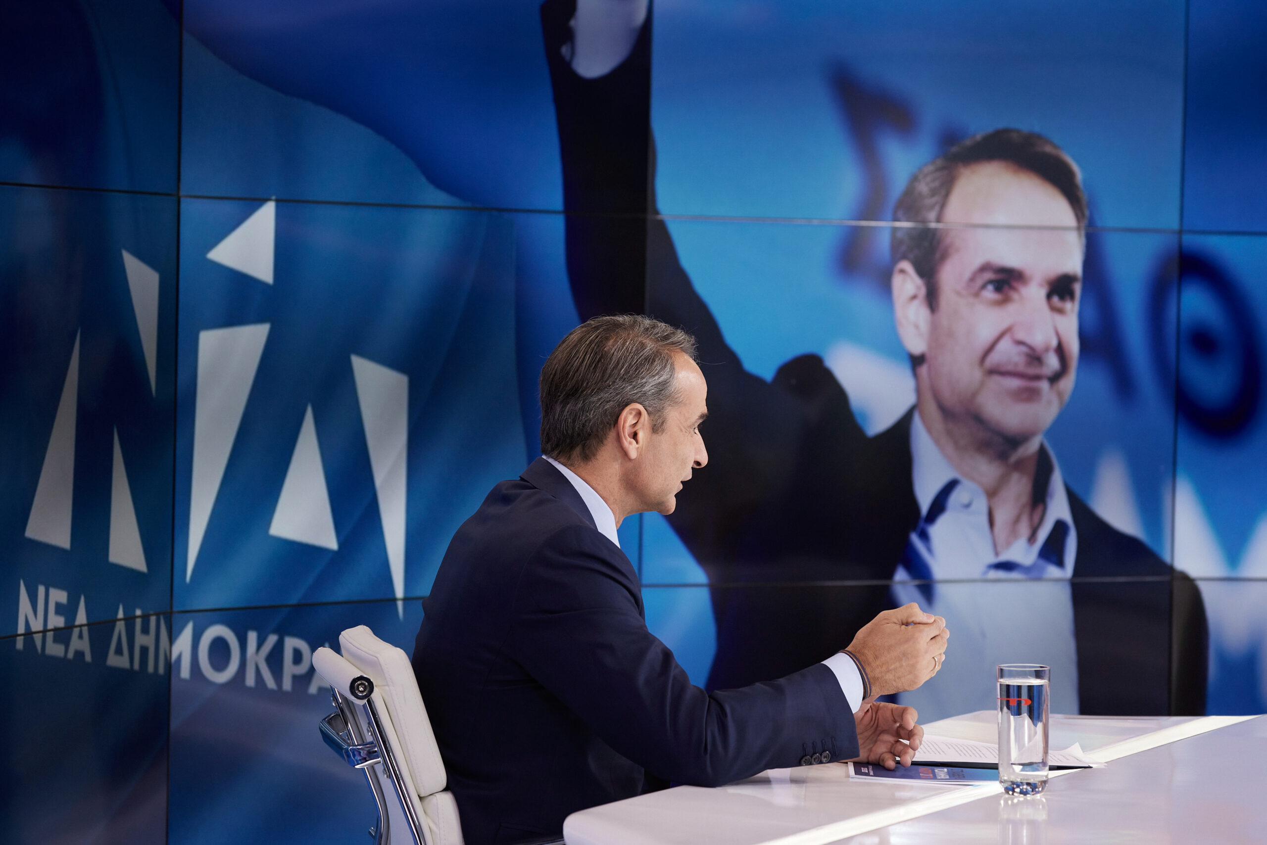 Η κοινωνική μετάλλαξη της βάσης της Νέας Δημοκρατίας