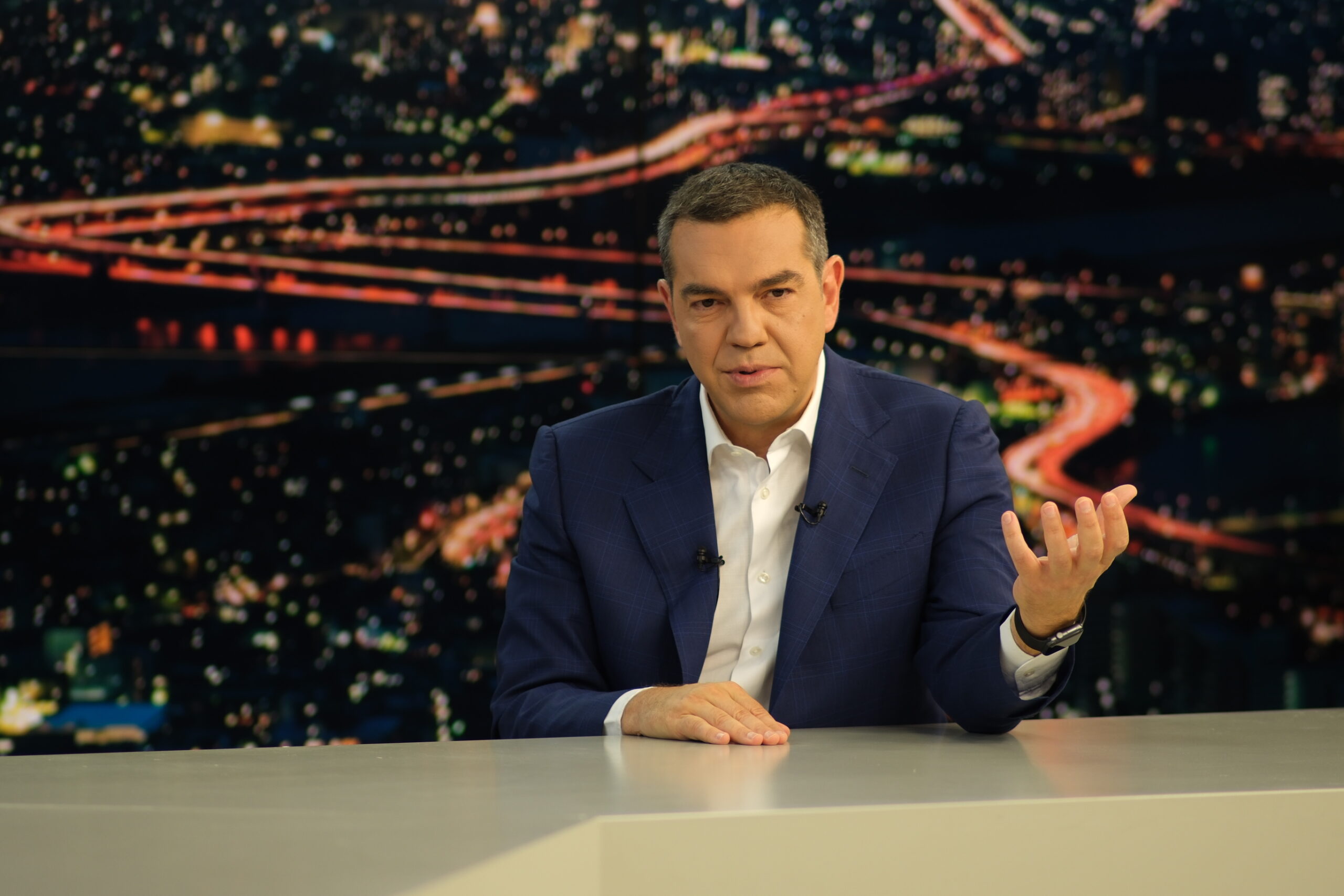 Αλ. Τσίπρας: «Ο κ. Μητσοτάκης επιδιώκει να μετατρέψει την Ελλάδα σε μια ...