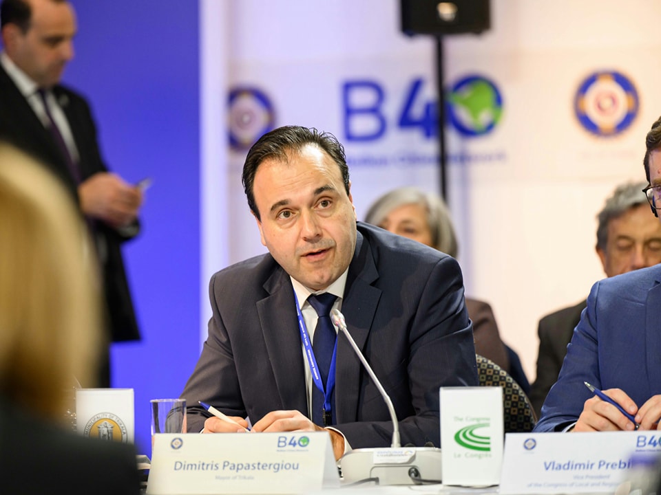 Δημήτρης Παπαστεργίου: Ο άνθρωπος που «ανανέωσε» μια ολόκληρη πόλη στη ...