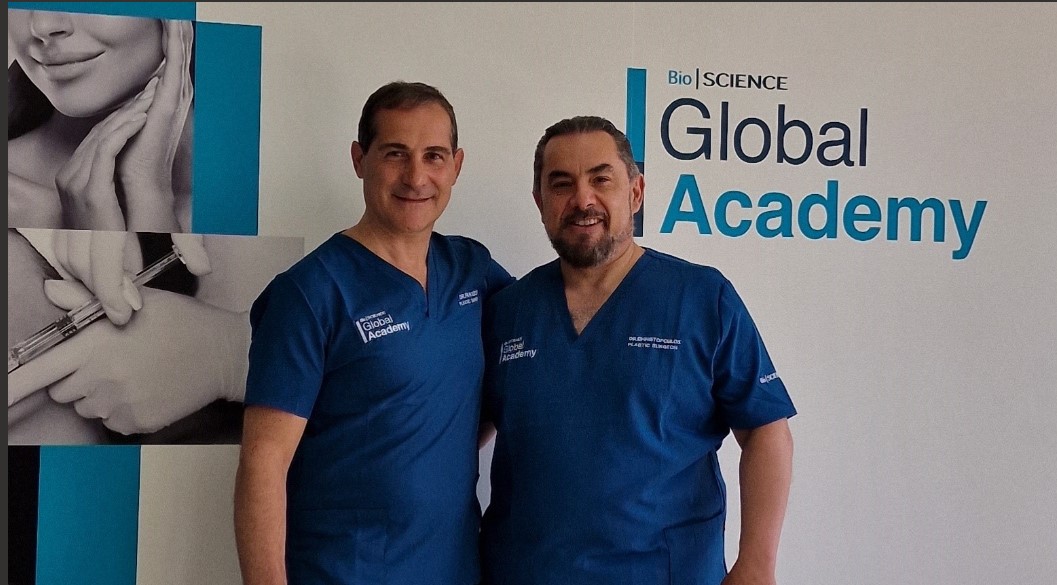 Στο Global Academy των εκπαιδευτών υαλουρονικού ο πλαστικός χειρουργός ...
