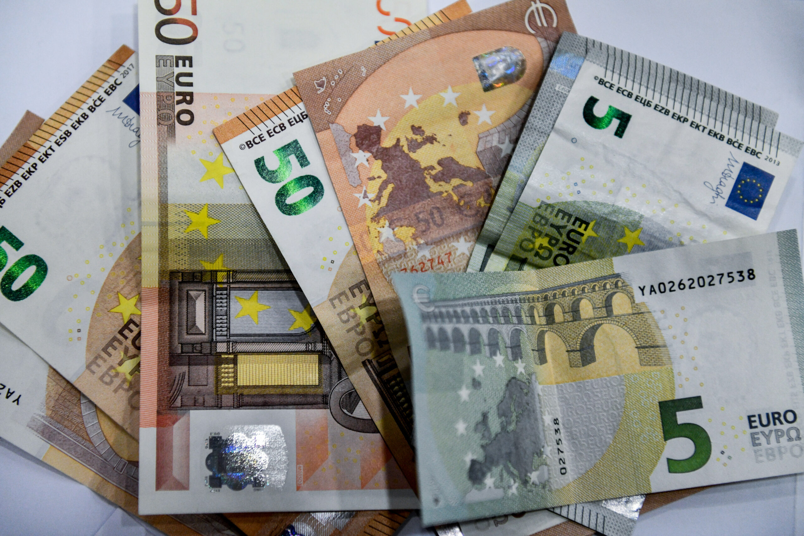 Επίδομα ΑΕΙ – ΤΕΙ: Ποιοι απόφοιτοι θα εισπράξουν 1950 ευρώ – Αναλυτικά ...