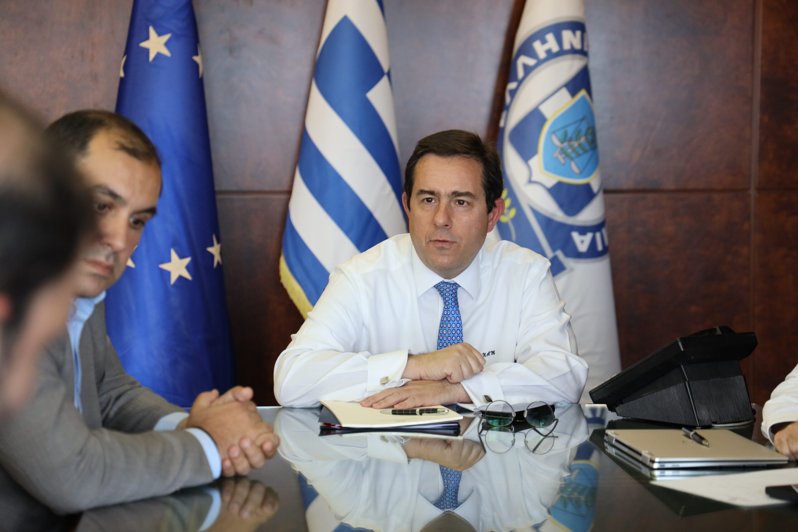 Υπουργείο Προστασίας του Πολίτη: Σύσκεψη υπό τον Νότη Μηταράκη για τη ...