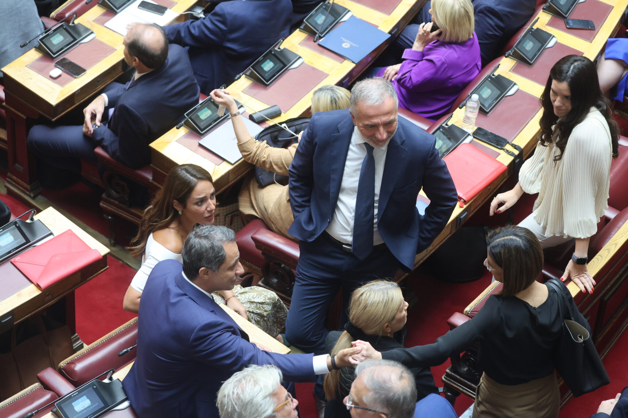 Παύλος Πολάκης: Η πρώτη του αντίδραση μετά την παραμονή του στα ...