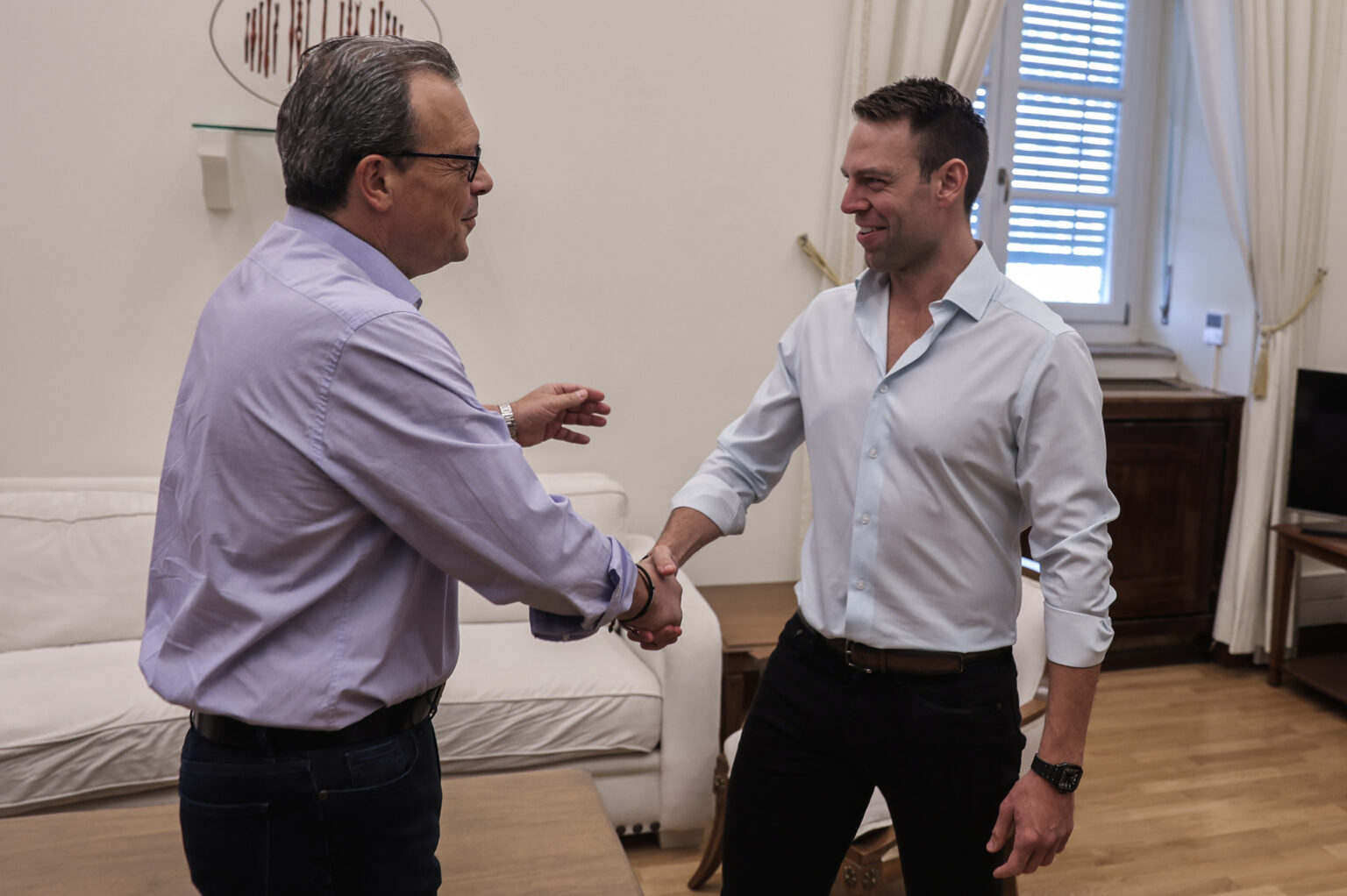 Τα Γαλλικά του Κασσελάκη στους δημοσιογράφους