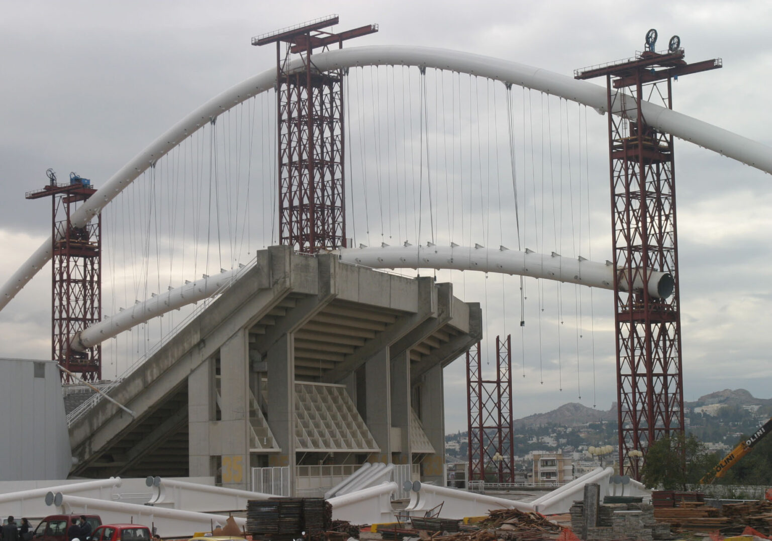 Το ΟΑΚΑ έκλεισε, οι αντιδράσεις ξεκίνησαν: Το πρόβλημα στατικότητας και ...