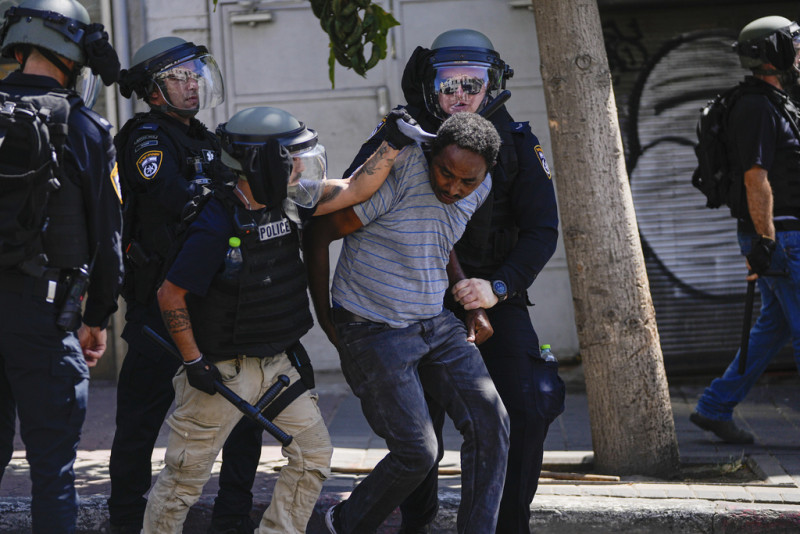 Τελ Αβίβ: Συγκρούσεις μεταξύ υποστηρικτών και αντιπάλων της κυβέρνησης ...