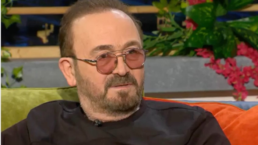 Σταμάτης Γονίδης: «Λουκέτο» στο νυχτερινό μαγαζί που εμφανίζεται – Η ...