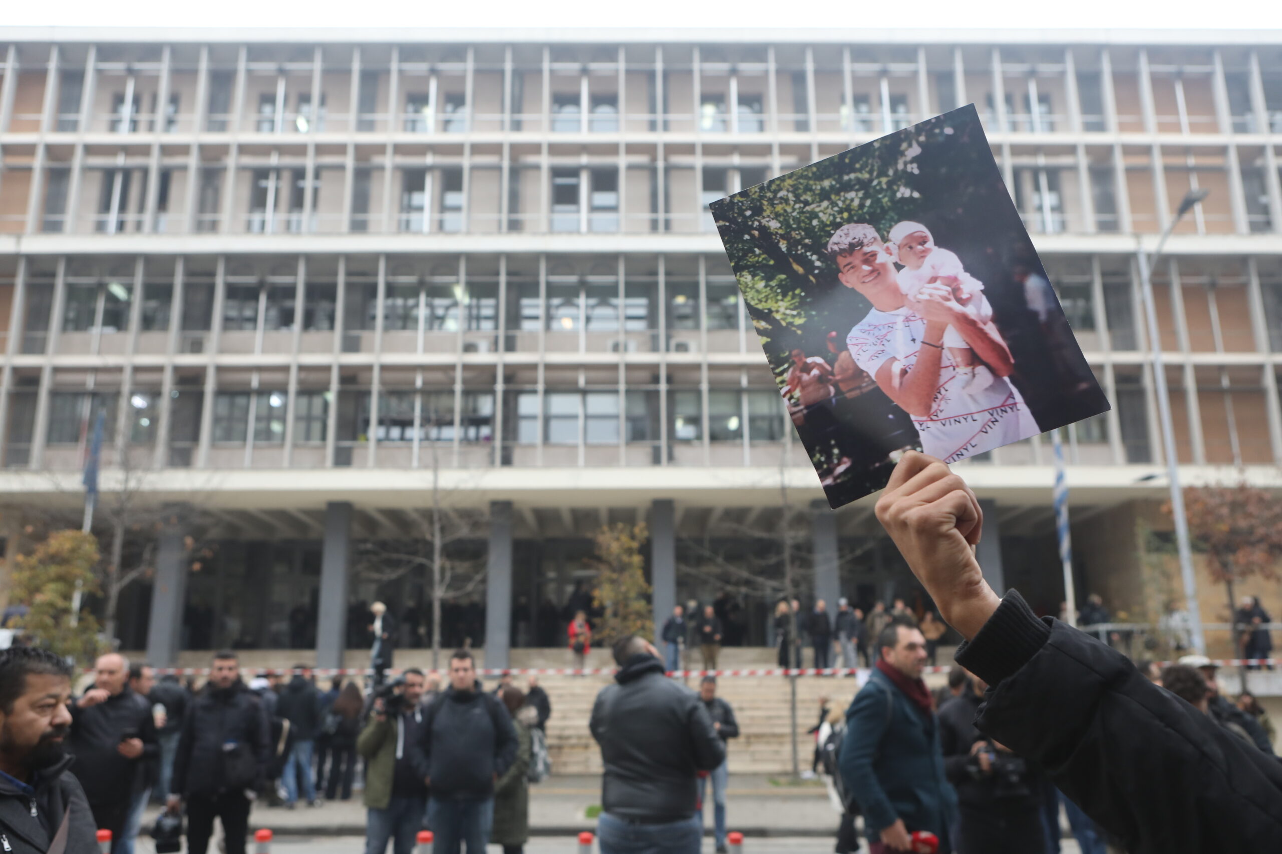 Θεσσαλονίκη: Eισαγγελική πρόταση παραπομπής του αστυνομικού για ...
