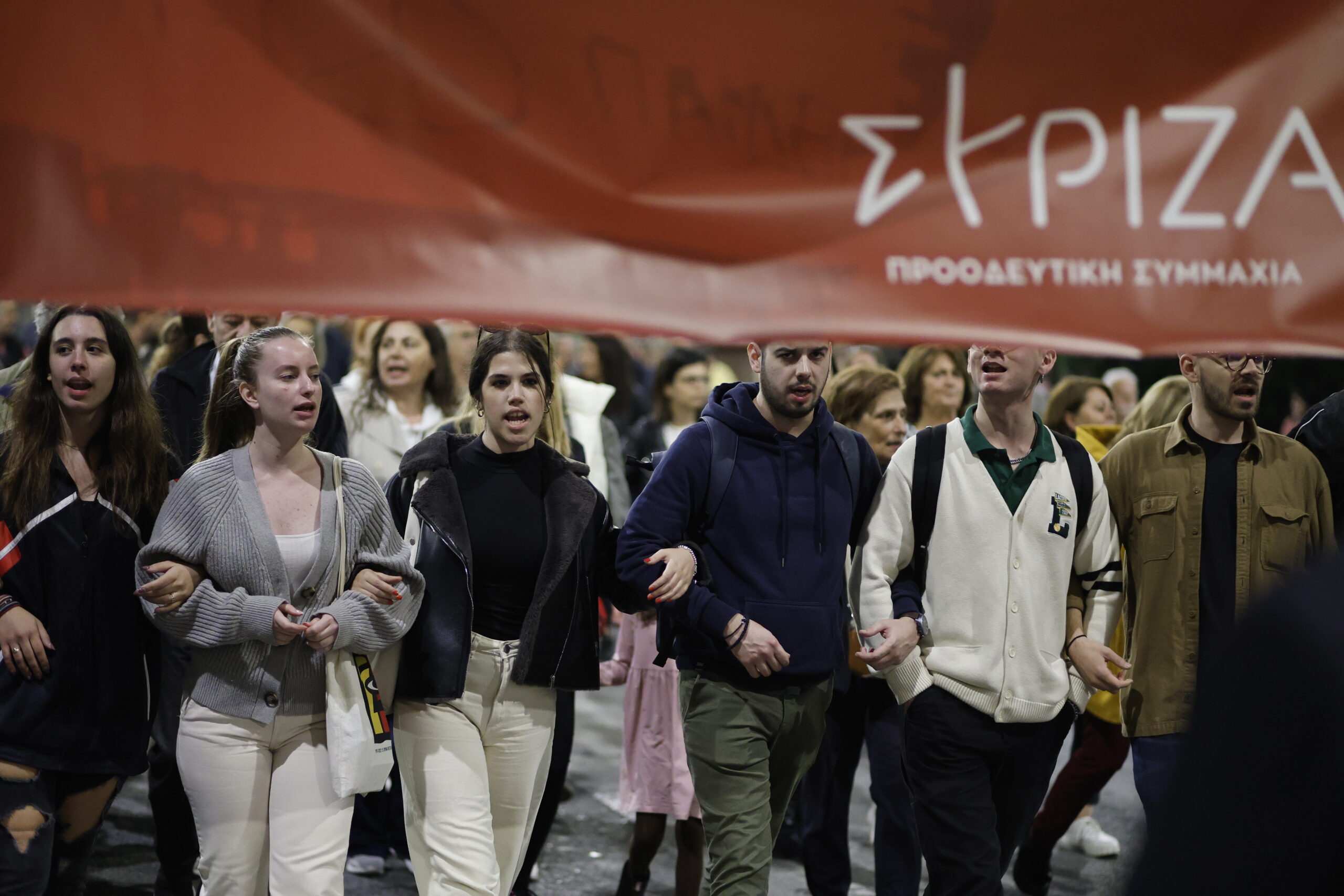 Αποχωρήσεων συνέχεια στον ΣΥΡΙΖΑ: Έφυγαν στελέχη της Νεολαίας ...