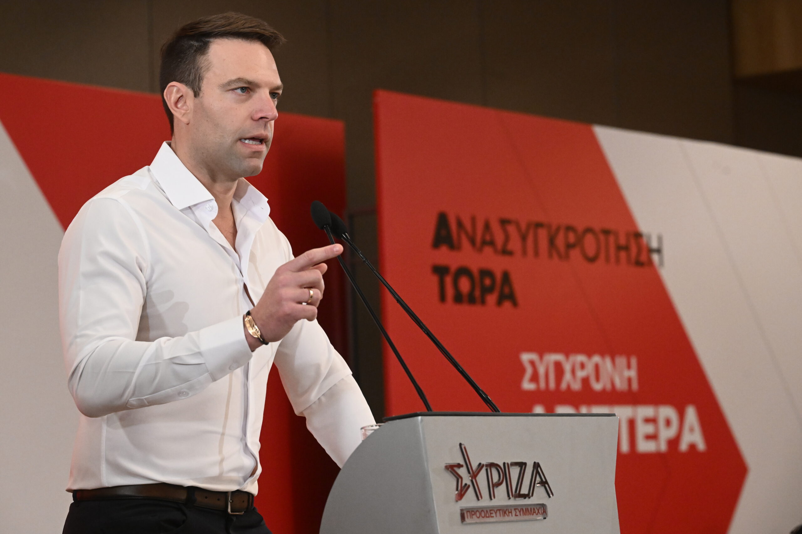 Κασσελάκης στην ΚΕ: «Είμαστε το πιο ανεξάρτητο κόμμα – Η υπόκλιση ...