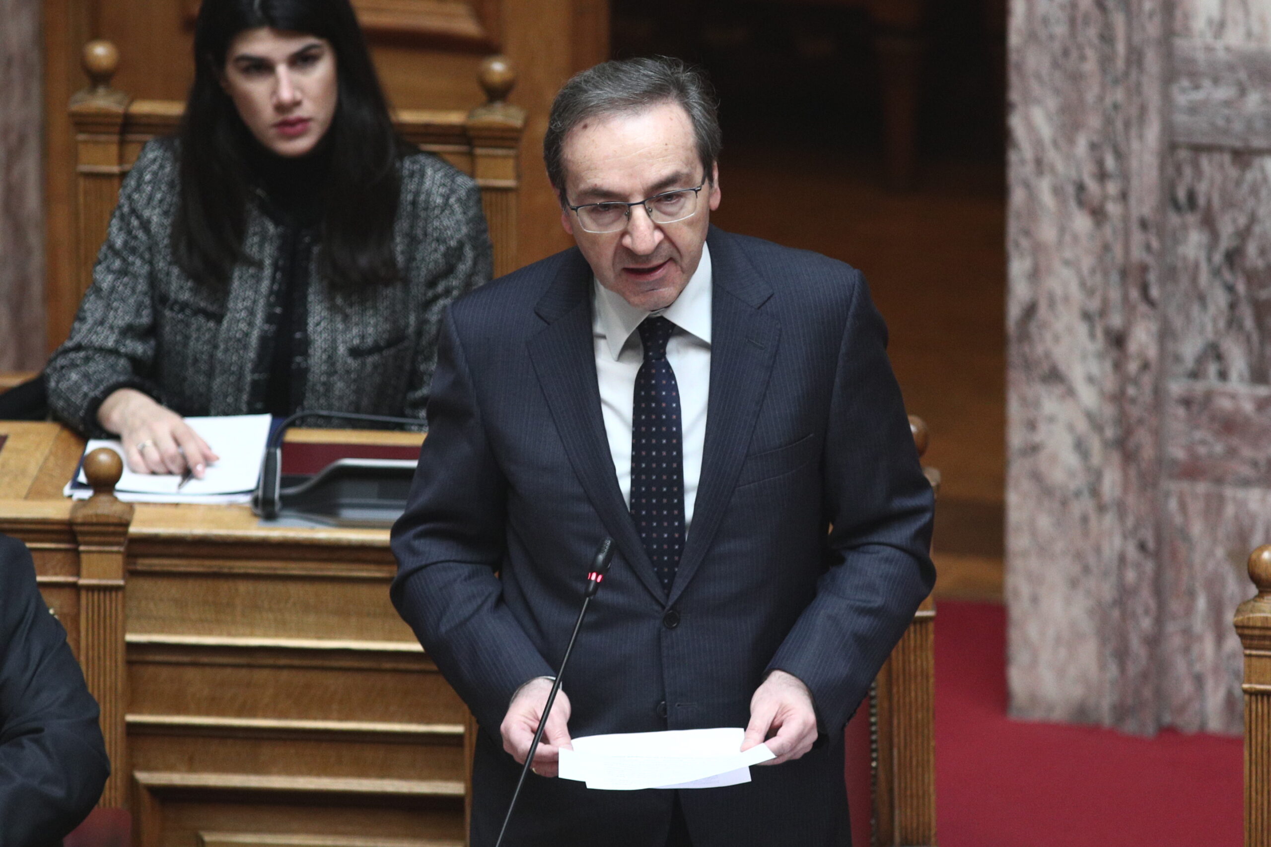Ιωάννης Μπούγας για ομόφυλα ζευγάρια: «Η προσωπική μου απόφαση, είναι ...