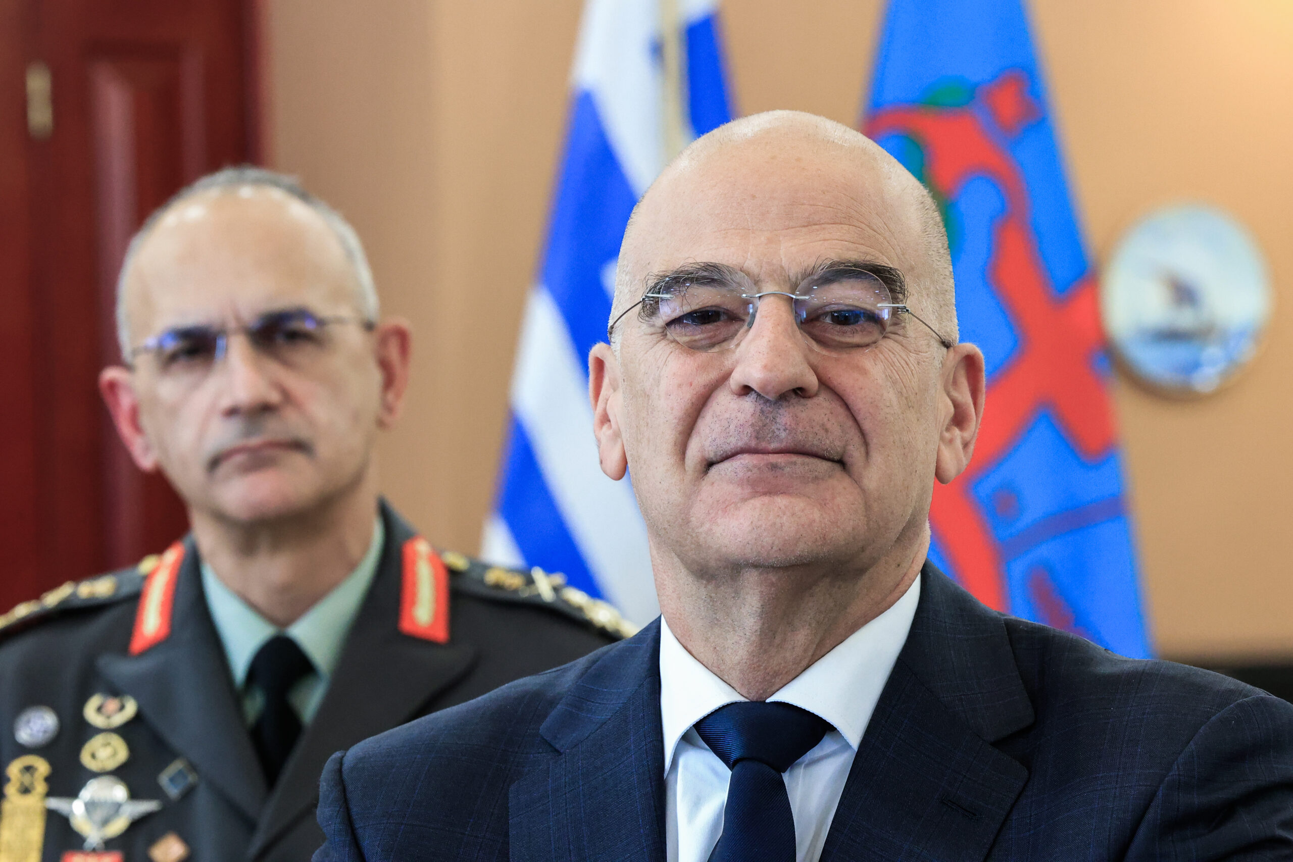 Δένδιας στην DW: «Η ΕΕ πρέπει να αποκτήσει τον δικό της αμυντικό ...