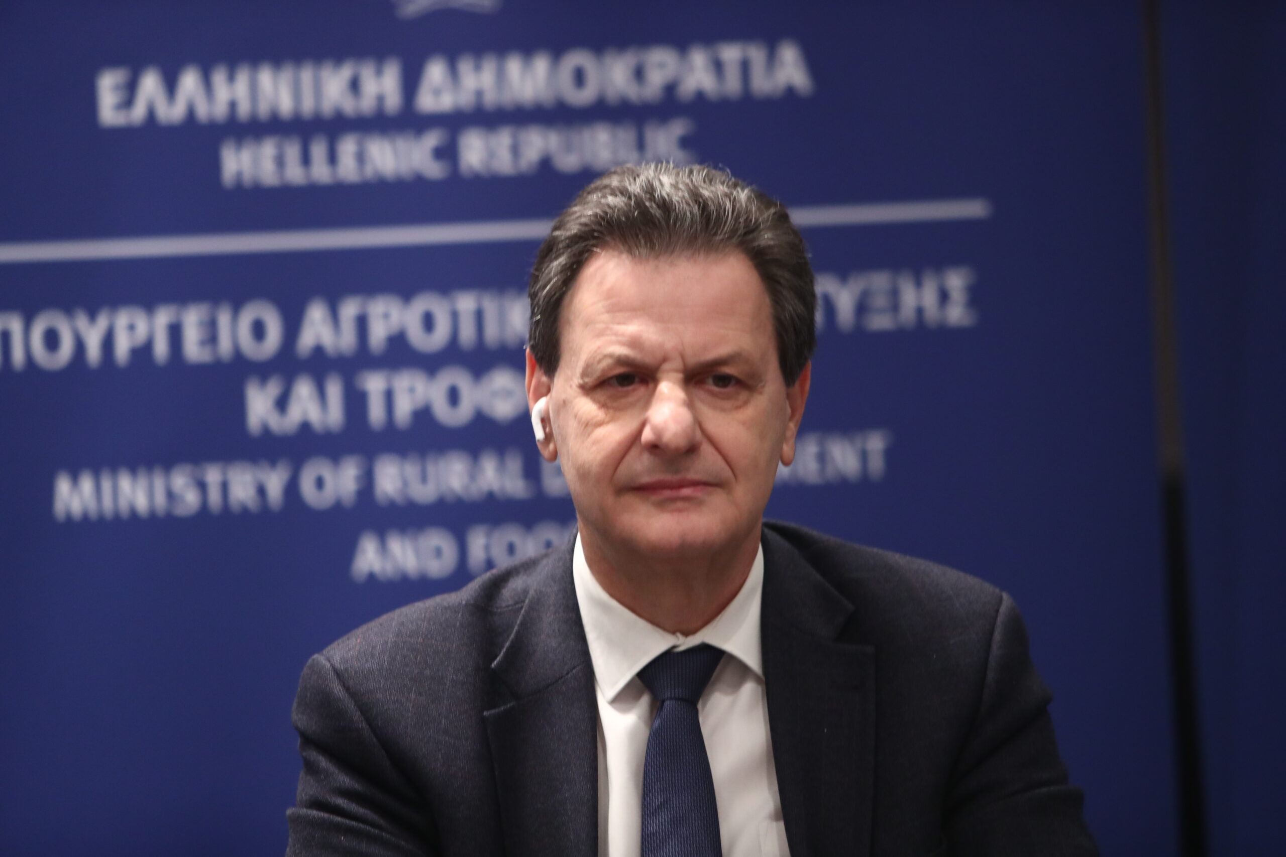 Θεόδωρος Σκυλακάκης: «Τα χρωματιστά τιμολόγια βοήθησαν στον ανταγωνισμό ...