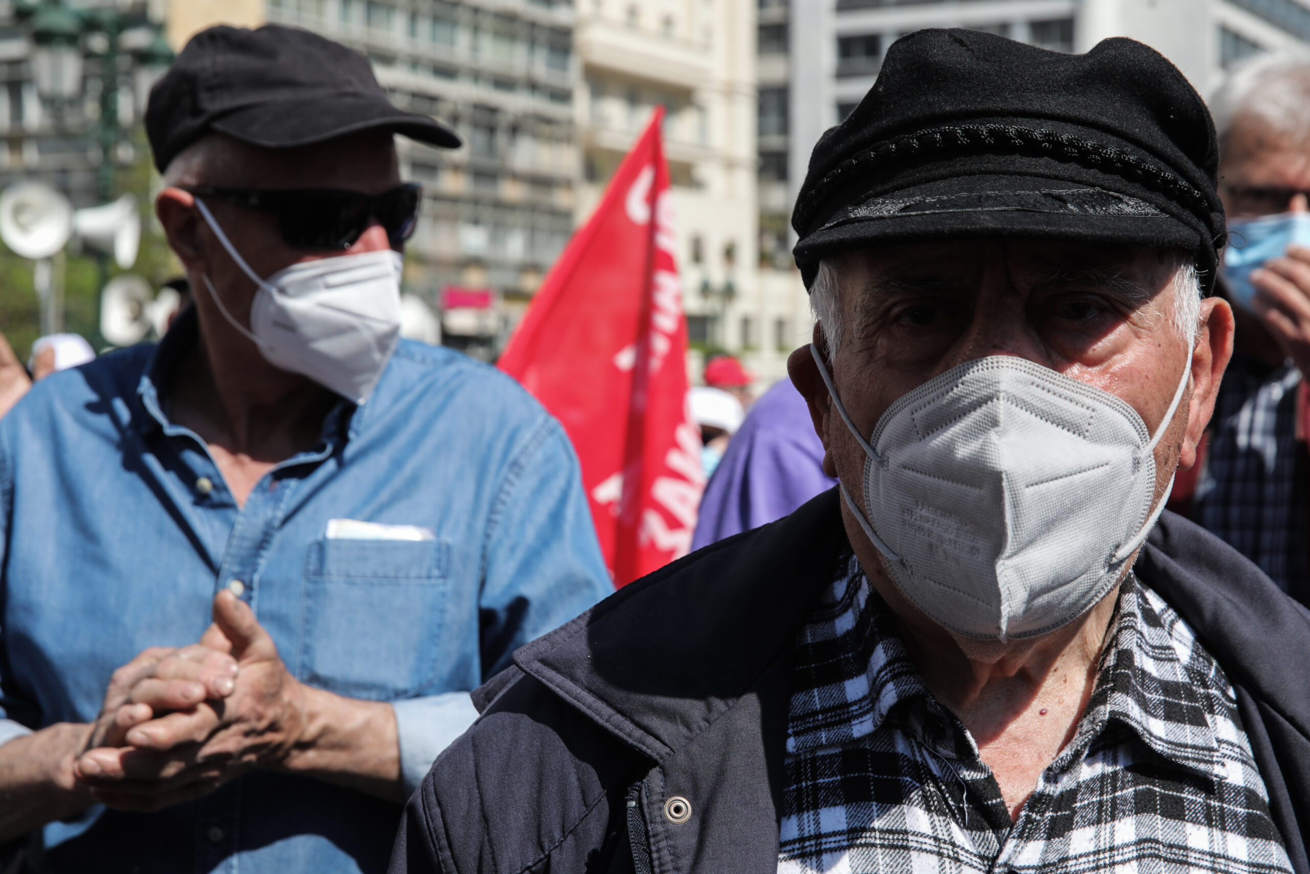 Αναδρομικά: Χιλιάδες συνταξιούχοι περιμένουν επιστροφές 52 μηνών