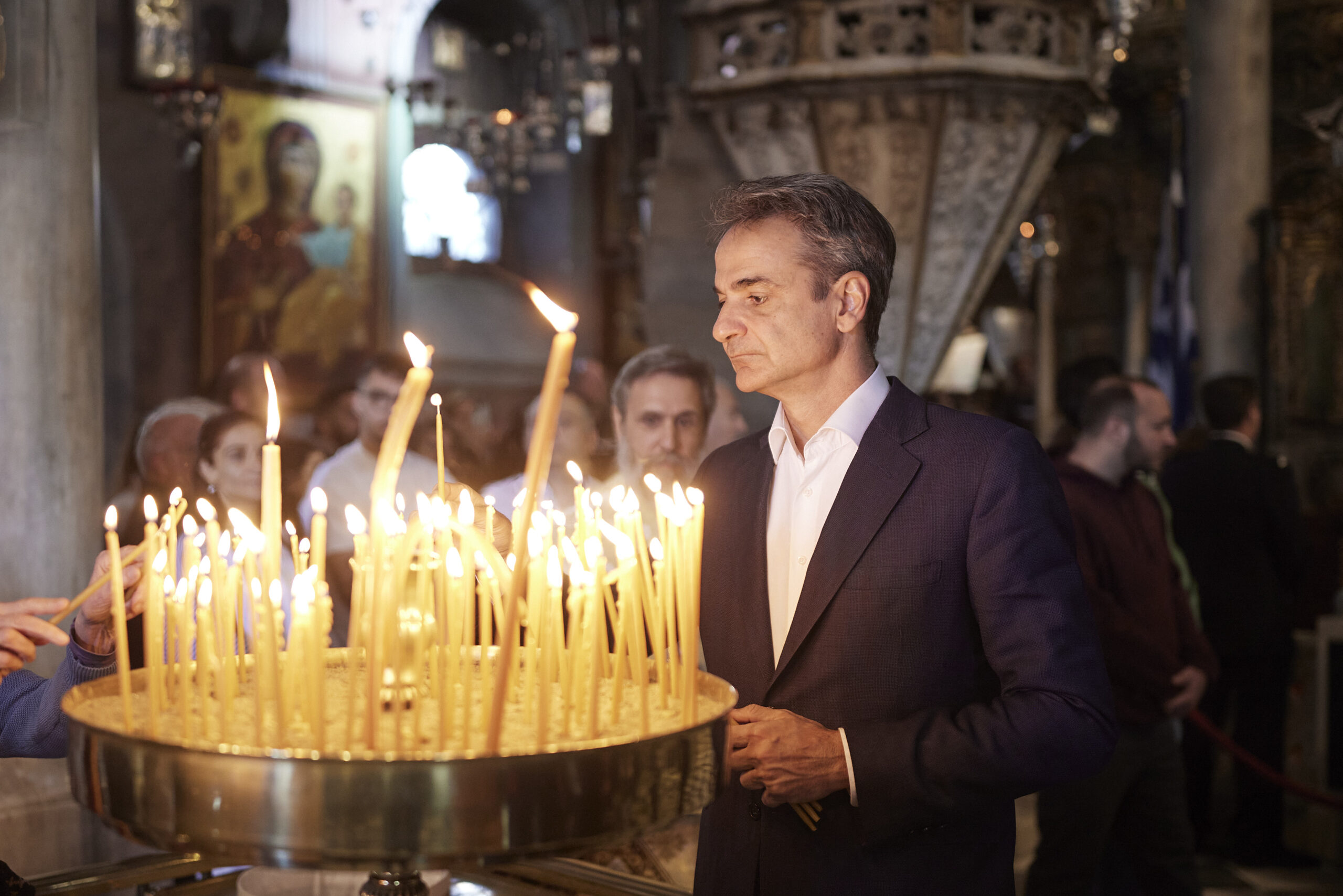 Κυριάκος Μητσοτάκης από Τήνο: «Η προσδοκία της Ανάστασης μας γεμίζει ...