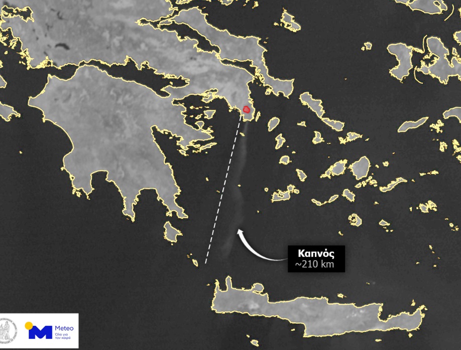 Δορυφορική εικόνα με τον καπνό της φωτιάς στην Κερατέα – Έφτασε μέχρι ...