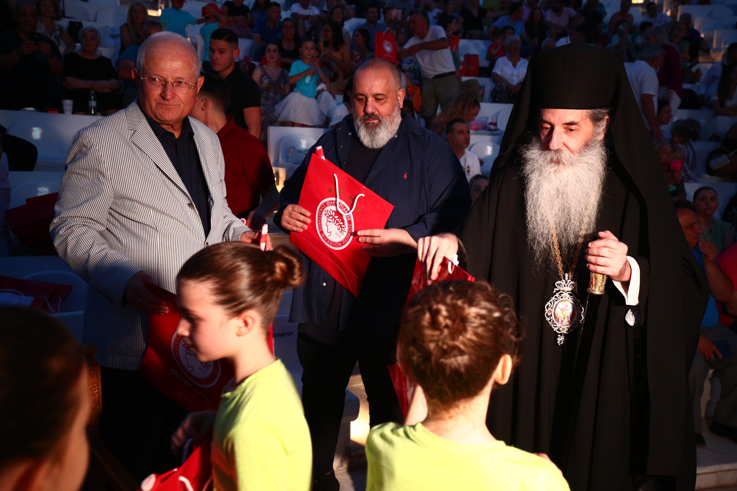 Βεάκειο: Εκδήλωση για την λήξη της σχολικής χρονιάς από τα ...