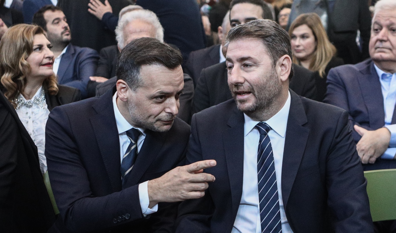 ΠΑΣΟΚ: Οι «δελφίνοι» που θα διεκδικήσουν την ηγεσία και η περίπτωση ...