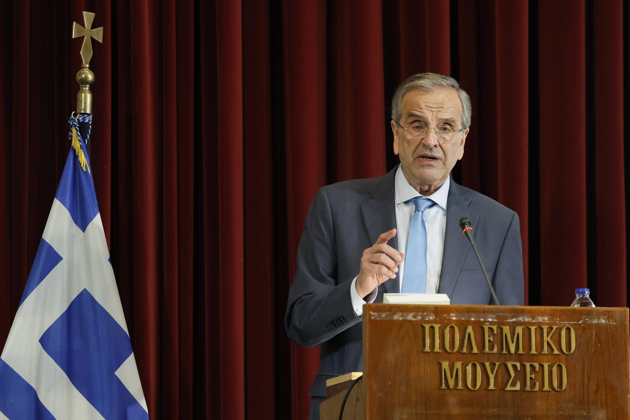 Σφοδρή επίθεση Σαμαρά σε Μητσοτάκη: «Ο Μητσοτάκης κάνει λάθος να ...