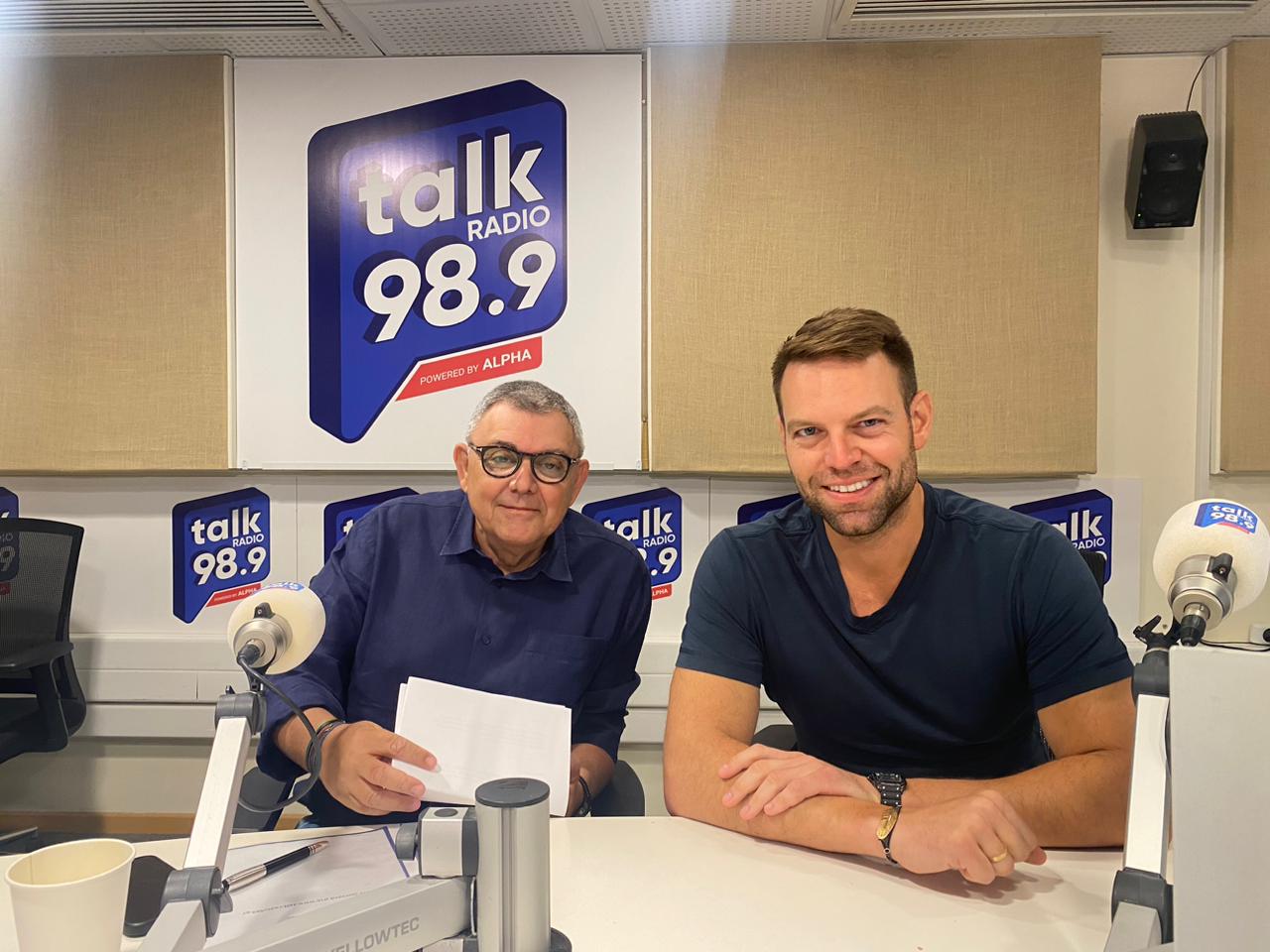 Στέφανος Κασσελάκης στον Talk Radio 98,9: «Ο κόσμος με παροτρύνει να ...