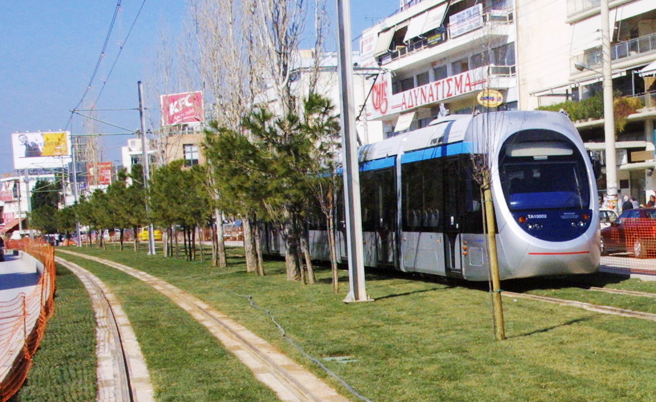 Ατύχημα στο Τραμ Γλυφάδας με τραυματισμό ανηλίκου – Καθυστερήσεις στα ...