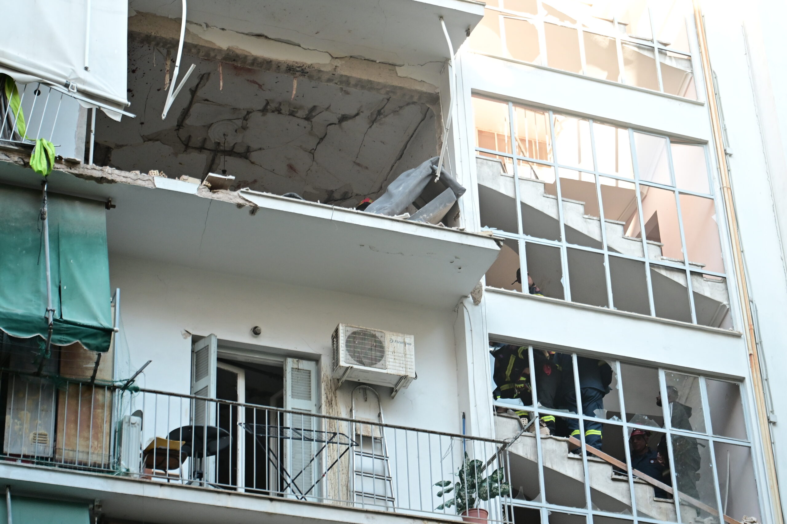 Αμπελόκηποι: Οι ένοικοι της πολυκατοικίας ζητούν κρατική βοήθεια λόγω ...