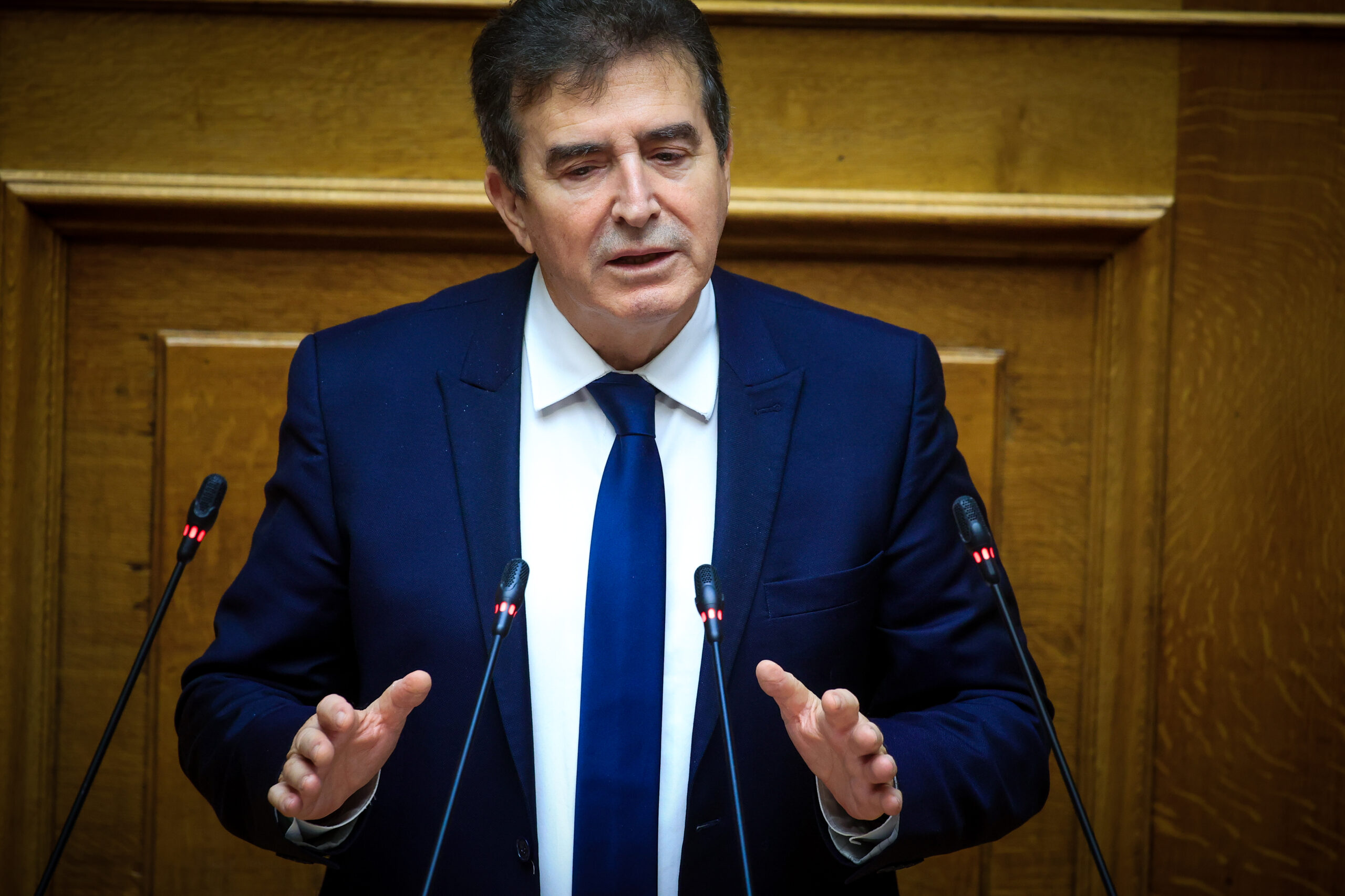 Μιχάλης Χρυσοχοΐδης: «Προσλαμβάνουμε 150 συνοριοφύλακες» – «Κάθε βράδυ ...