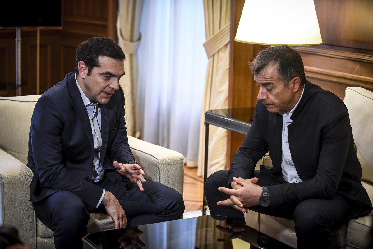 Δέκα χρόνια μετά την πρώτη φορά Αριστερά: Όταν συναντήθηκαν ο Σταύρος ...