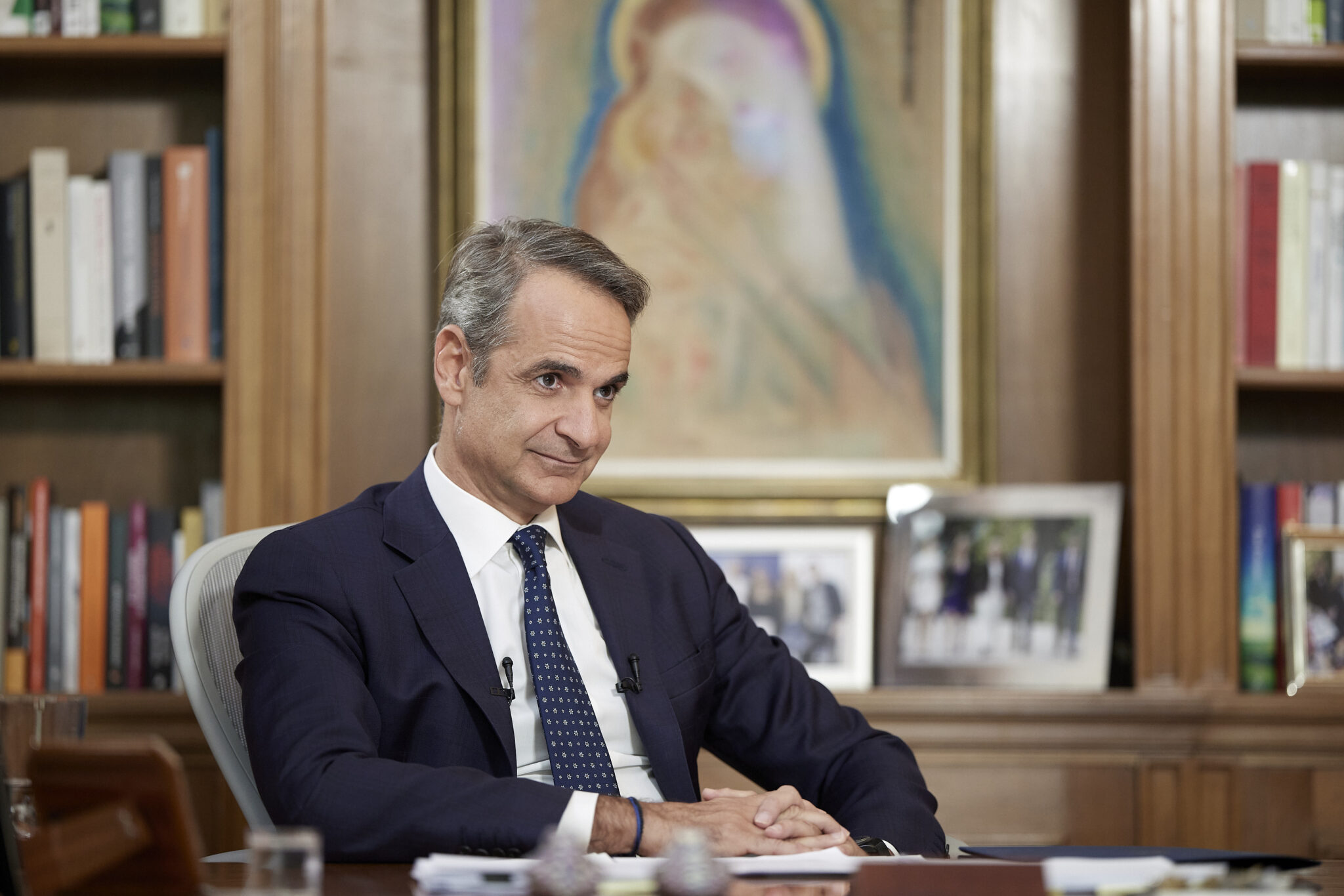 Μητσοτάκης: Άνοιξε κανάλι στο Whatsapp – «Νέος τρόπος για να επικοινωνούμε»