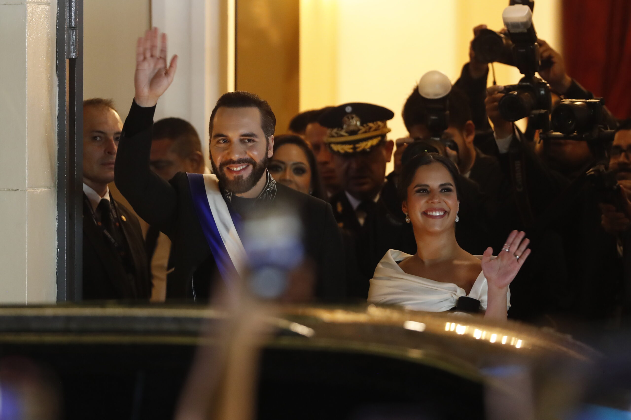 Ελ Σαλβαδόρ: Ισόβιος πρόεδρος θέλει να γίνει ο Μπουκέλε