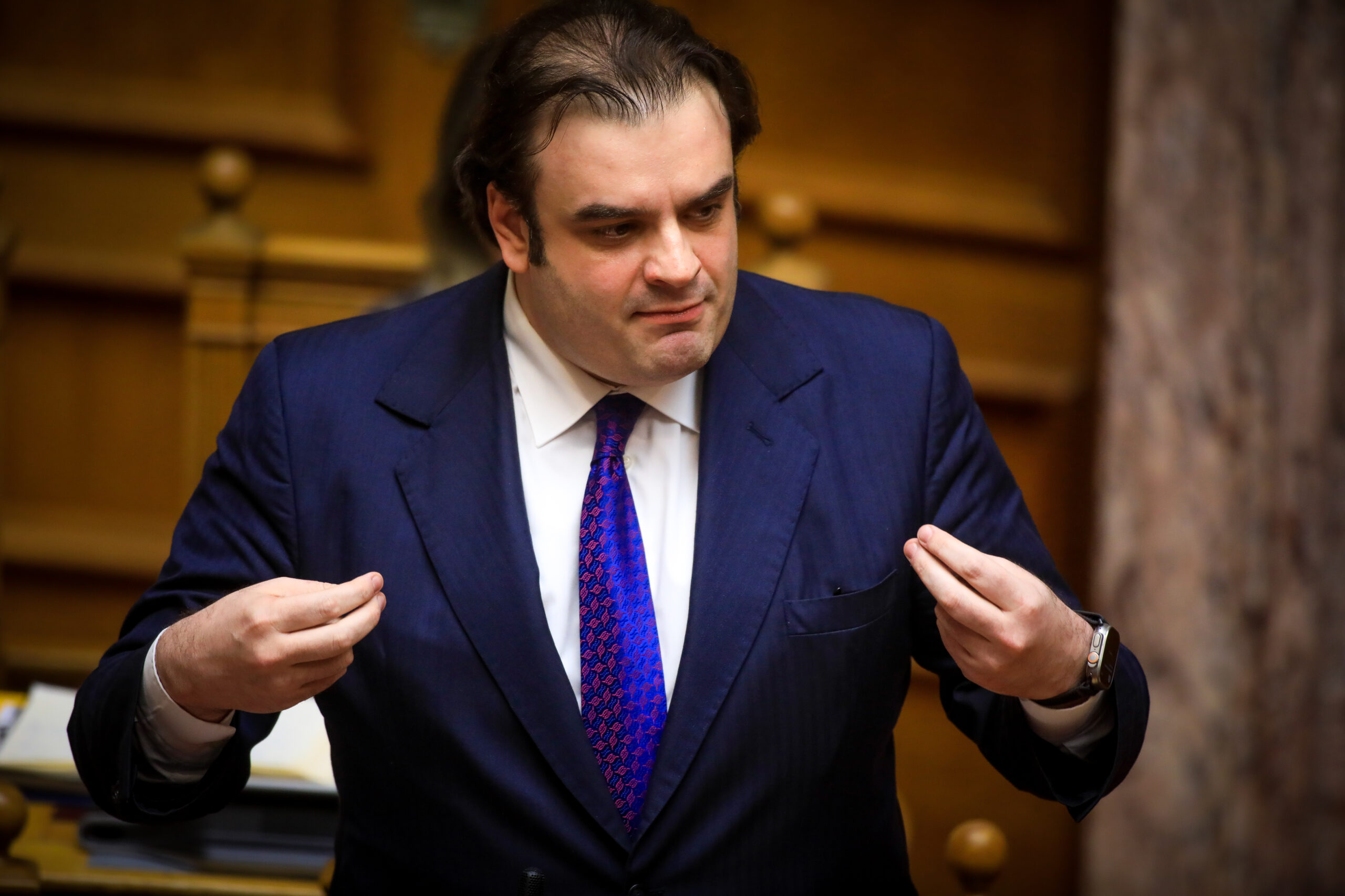 Πιερρακάκης σε Φάμελλο: Έχετε το «μονοπώλιο της τοξικότητας» – Ποιους ...