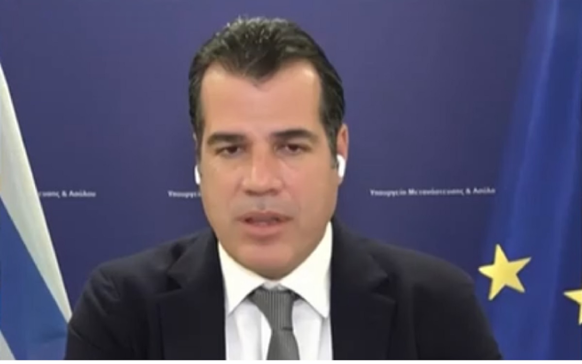 Πλεύρης: Προσβάλλουμε τον Καραγκιόζη όταν τον ταυτίζουμε με τον ...