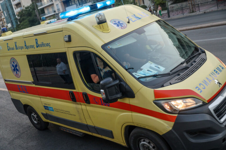 Πάτρα: Μεθυσμένος ξυλοκόπησε διασώστη του ΕΚΑΒ που του έδινε τις πρώτες ...