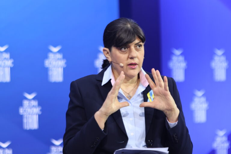 Politico: Η ελληνική κυβέρνηση επιλέγει διαμάχη με την Ευρωπαία ...