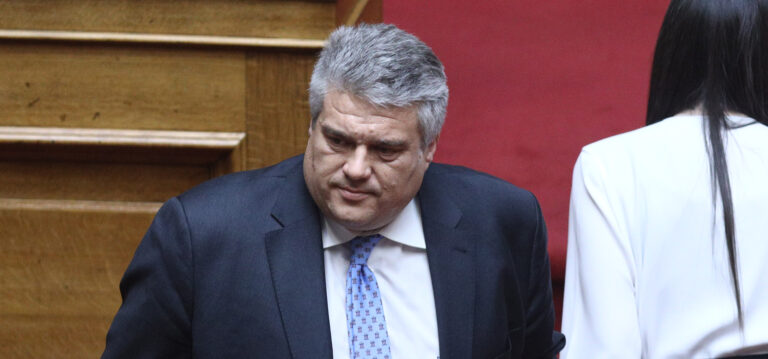 Αιχμή Χρυσομάλλη: Κανείς δεν θα έλεγε ότι η ΝΔ πηγαίνει ενωμένη στις ...
