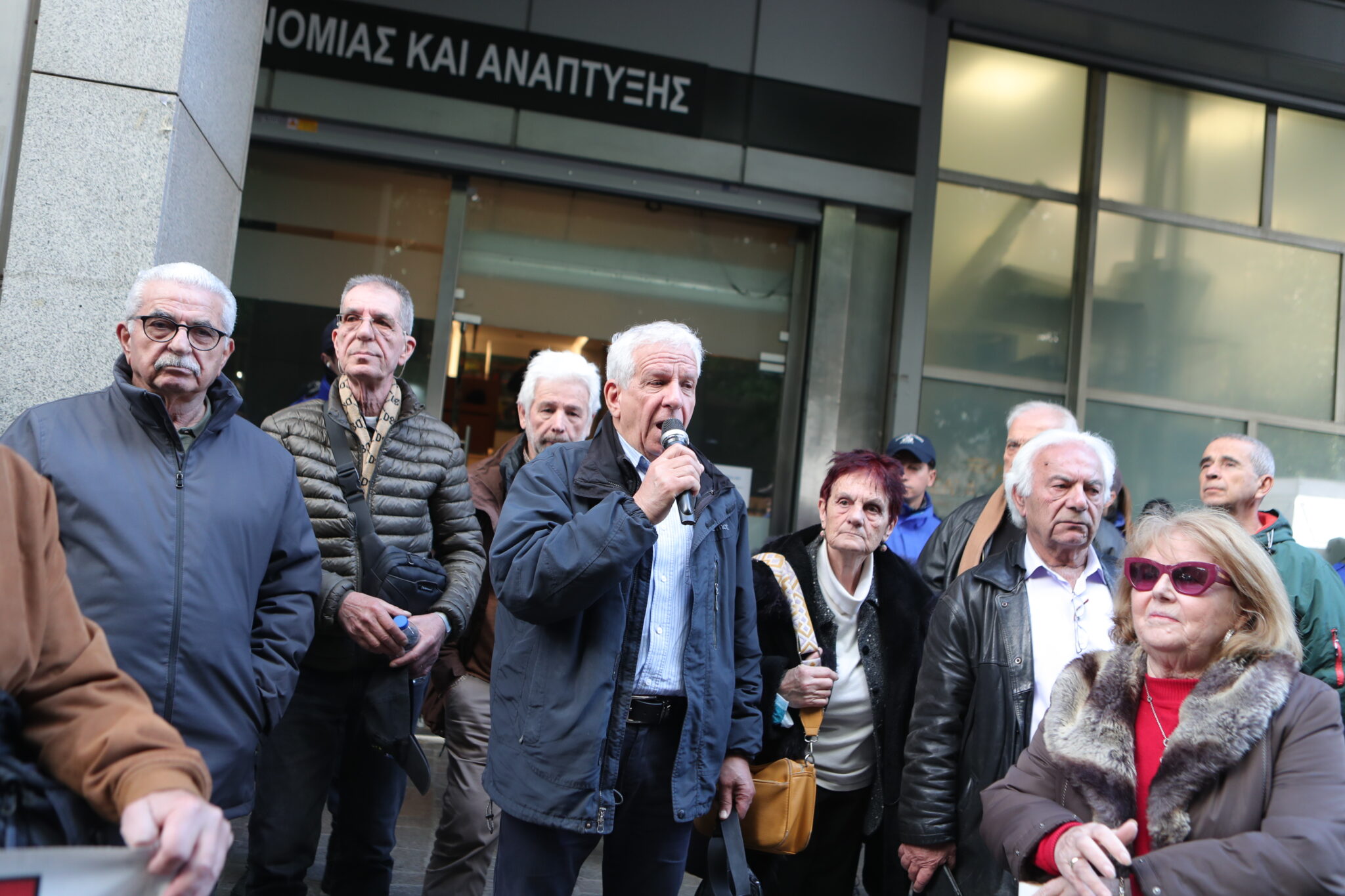 Συντάξεις Ιουνίου: Αλλαγή με την πληρωμή στους συνταξιούχους – Πότε ...